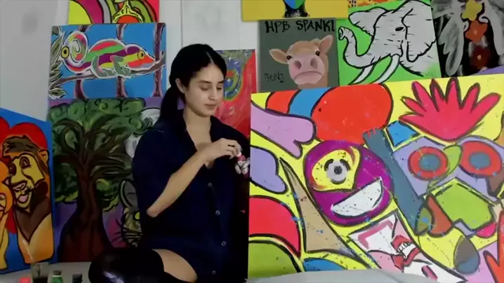 petite tumi spank bang